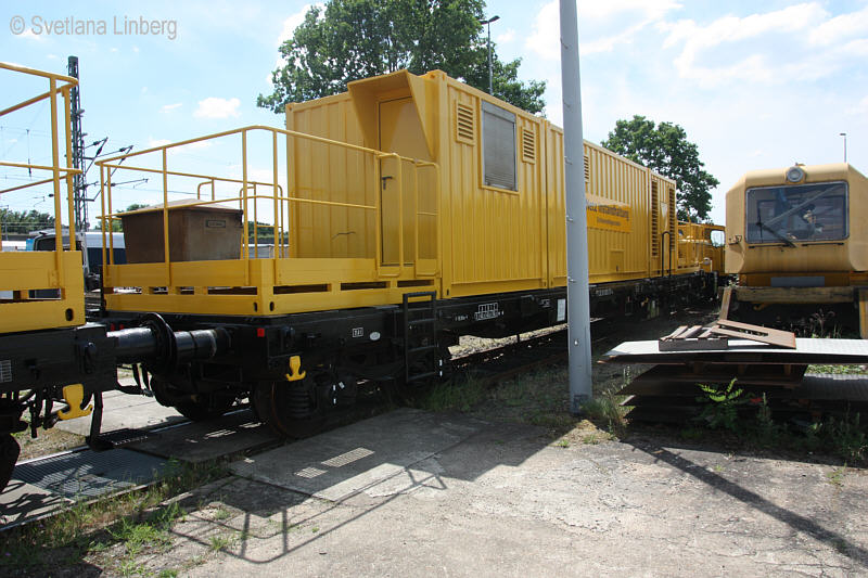 Gleisbaumaschinen 97 32 01